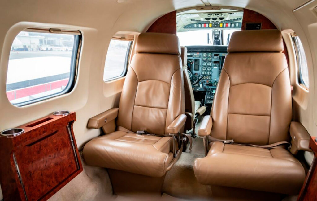 Piper Cheyenne III A - Ano 1984 - 6.529 H.T. - Aviation Store 101
