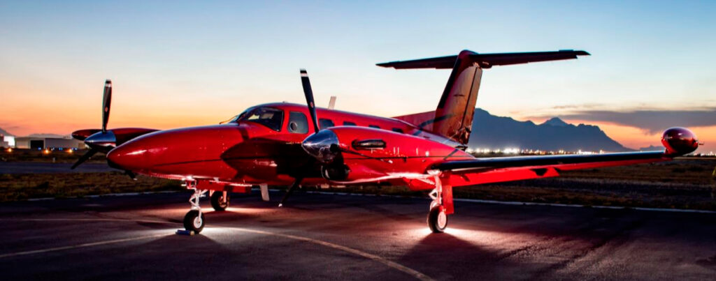 Piper Cheyenne III A - Ano 1984 - 6.529 H.T. - Aviation Store 101