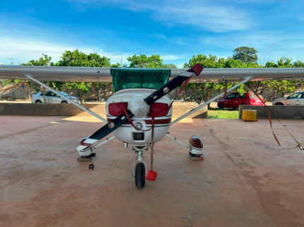 Avião Cessna 150M - Ano 1976 - 10.500 H.T. - Aviation Store 101