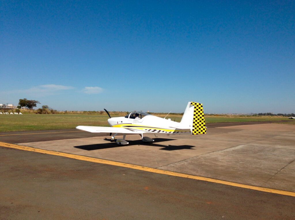 Avião Flyer RV-7A - Ano 2015 - 300 H.T. - Aviation Store 101