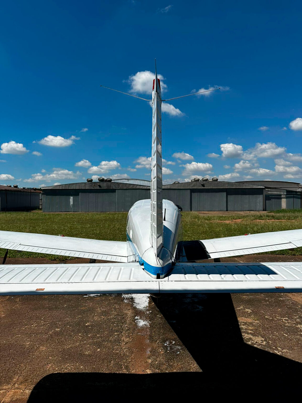 Piper Warrior II PA-28-161 - Ano 1985 - 10.552 H.T. - Aviation Store 101