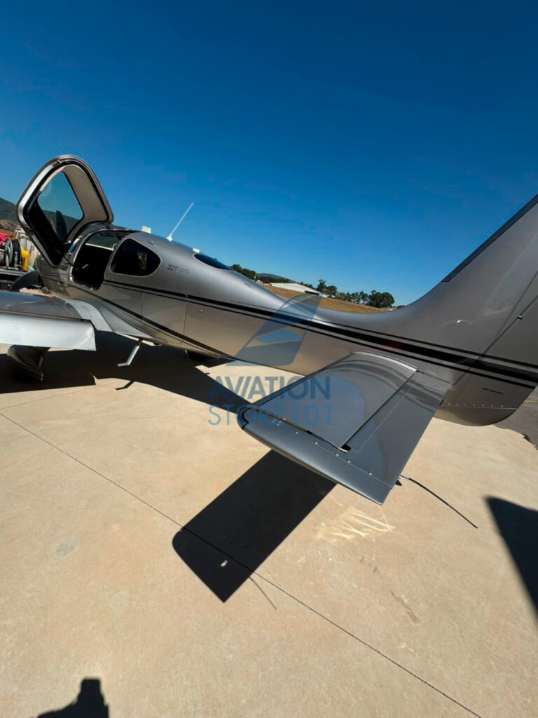 Avião Cirrus SR22T G5 GTS - Ano 2016 - 950 H.T.